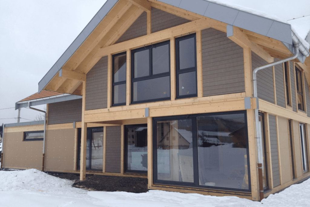 Maison poteau poutre ossature bois Jura (39) - Vision Bois ...